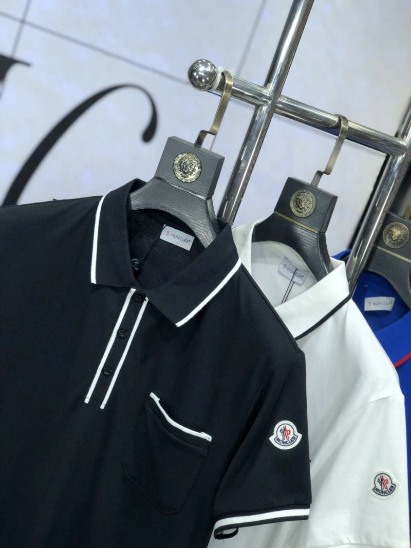 Top mirror Moncler T-Shirts