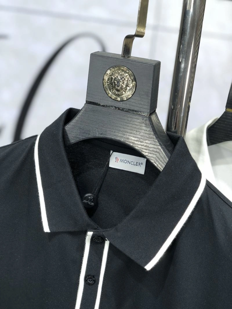 Top mirror Moncler T-Shirts