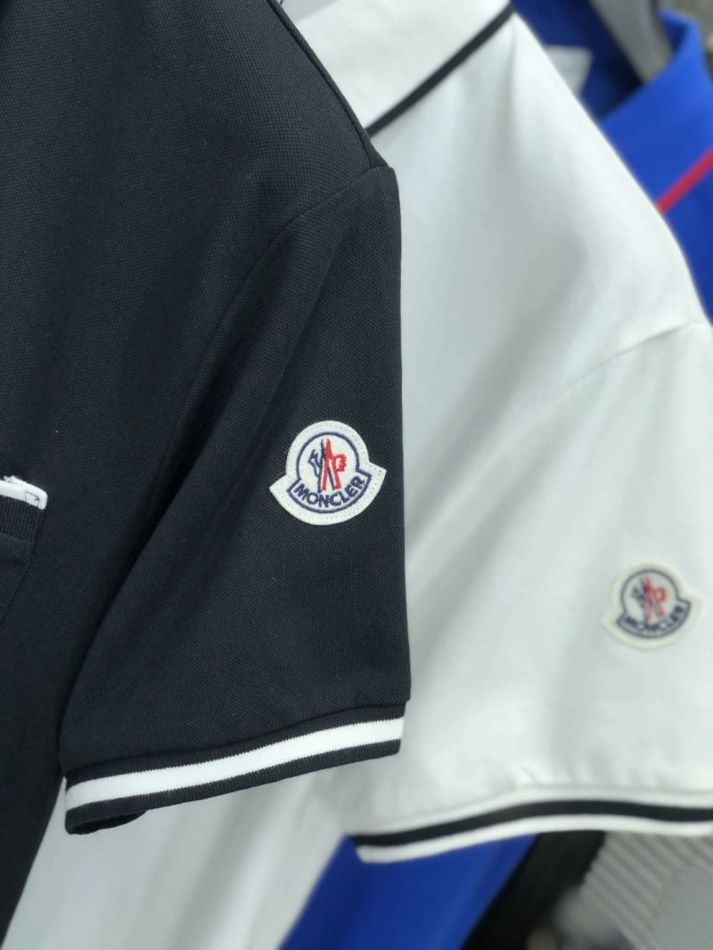 Top mirror Moncler T-Shirts