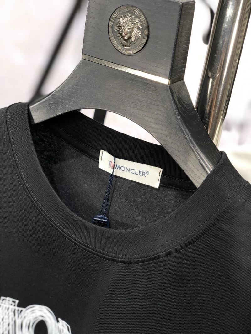 Top mirror Moncler T-Shirts