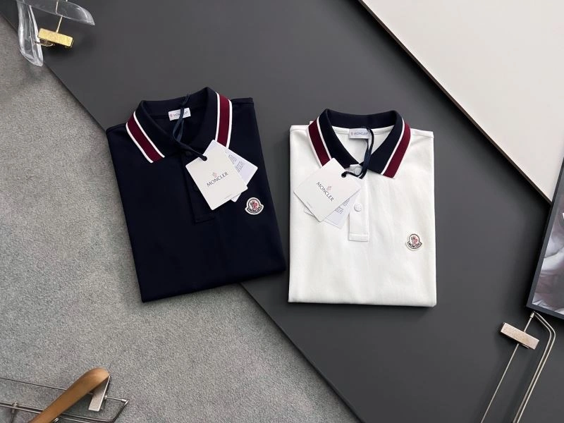 Bargain Moncler T-Shirts
