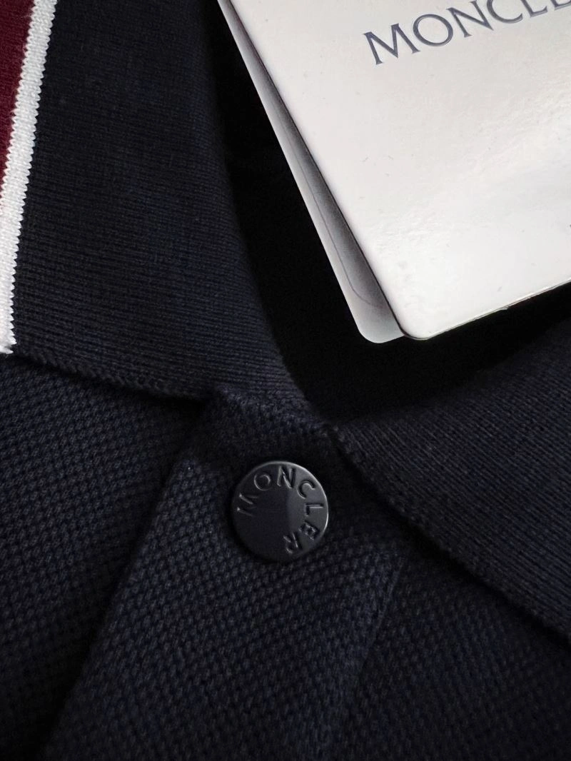 Bargain Moncler T-Shirts