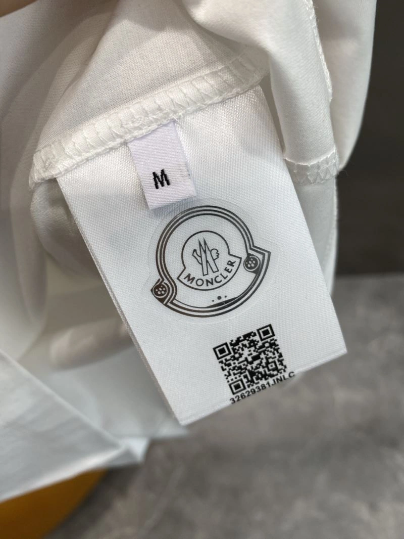 Top match Moncler T-Shirts