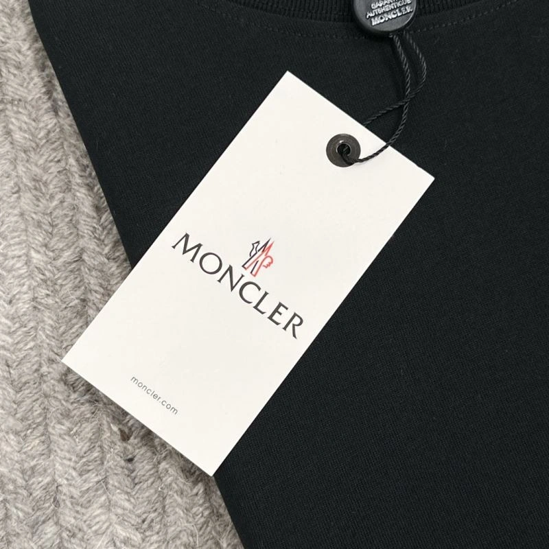 High fidelity Moncler T-Shirts