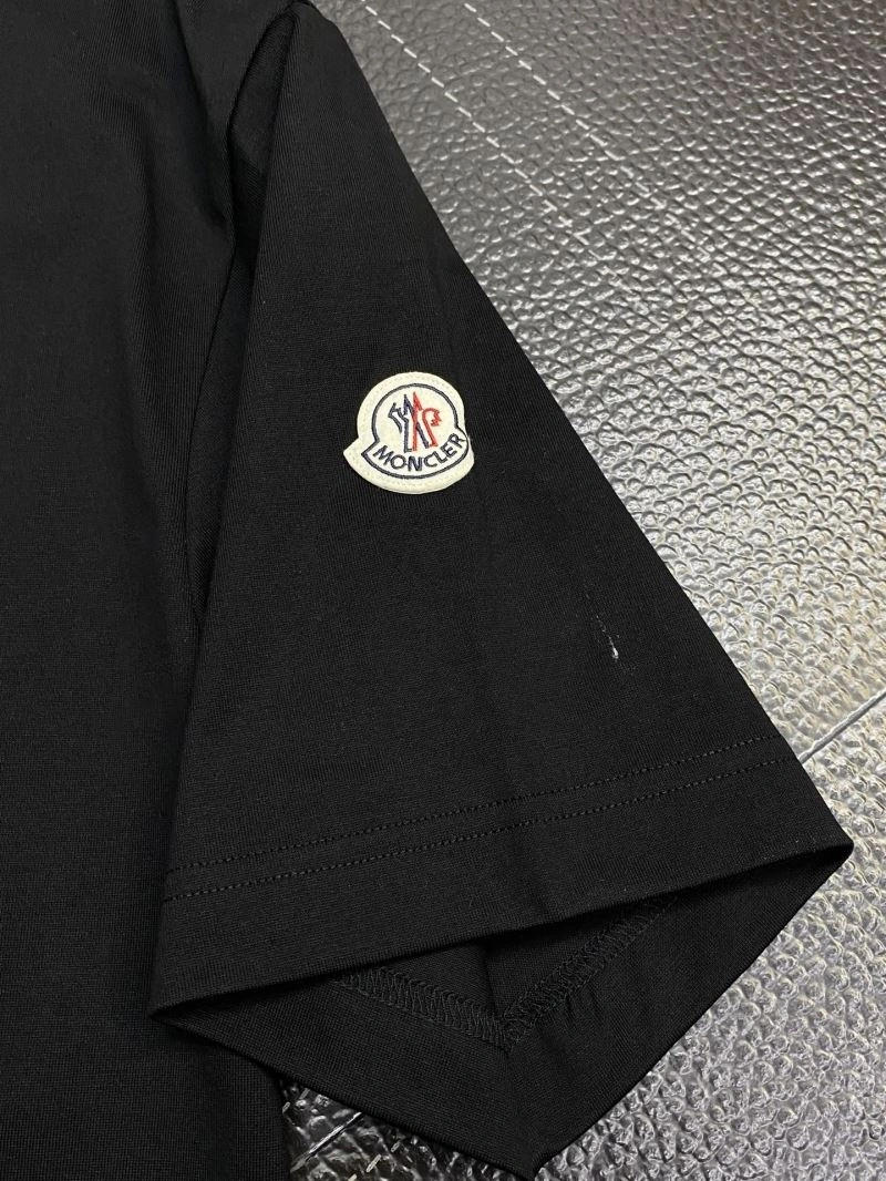 Bargain Moncler T-Shirts