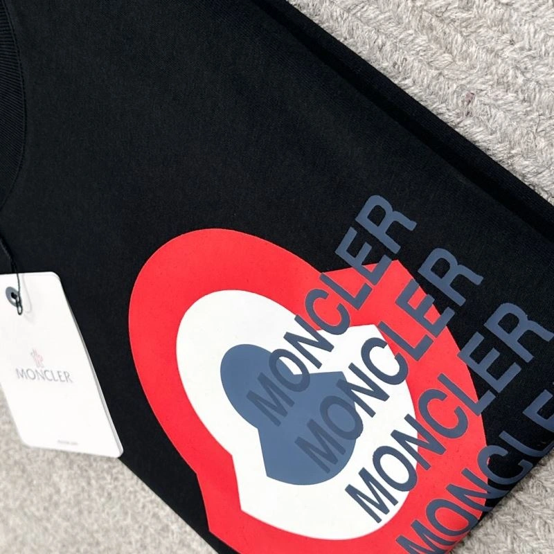 Accurate model Moncler T-Shirts