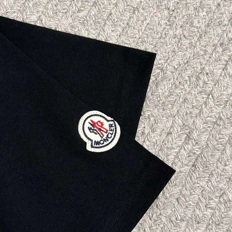 Accurate model Moncler T-Shirts