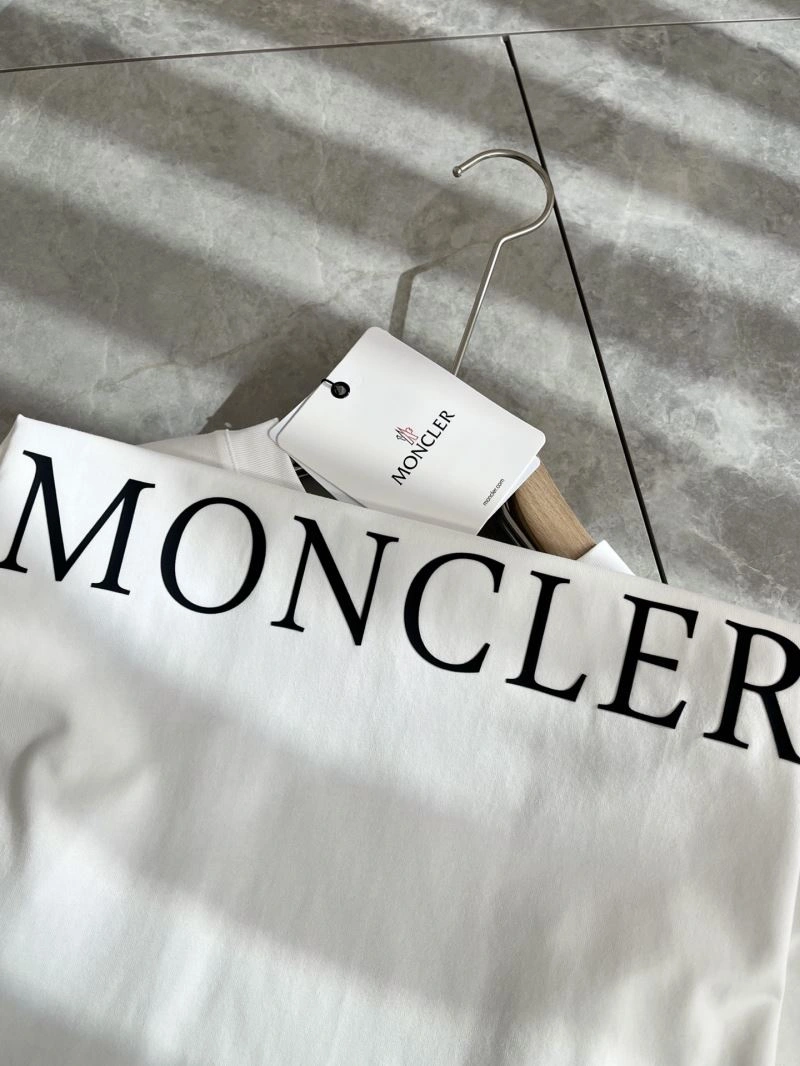 High fidelity Moncler T-Shirts