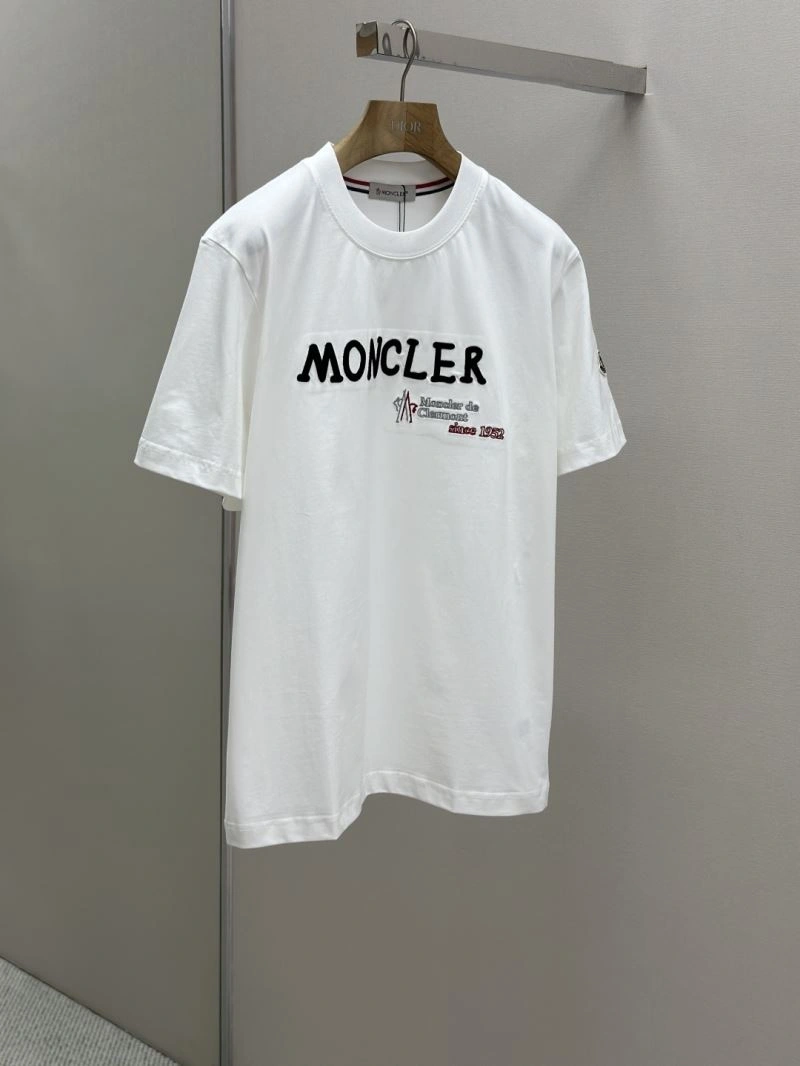 Bargain Moncler T-Shirts