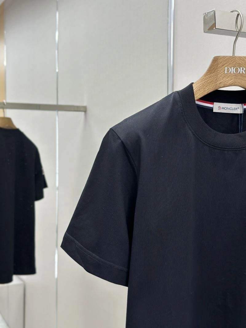 Exact replica Moncler T-Shirts