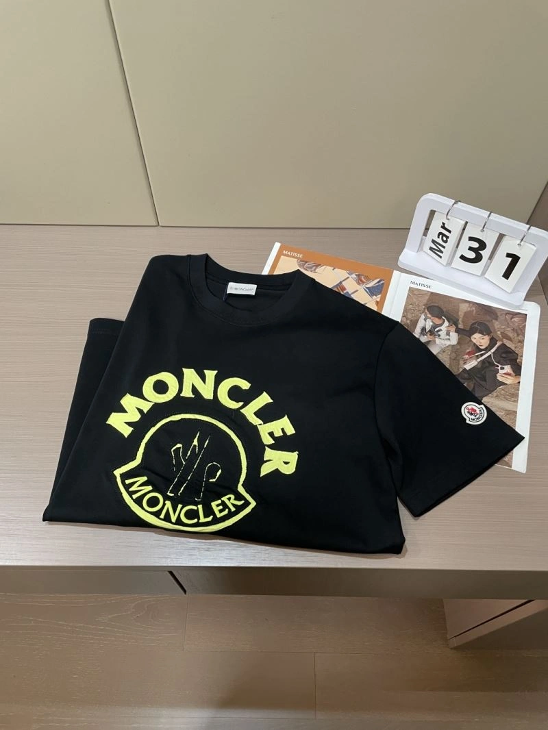 Factory-made Moncler T-Shirts