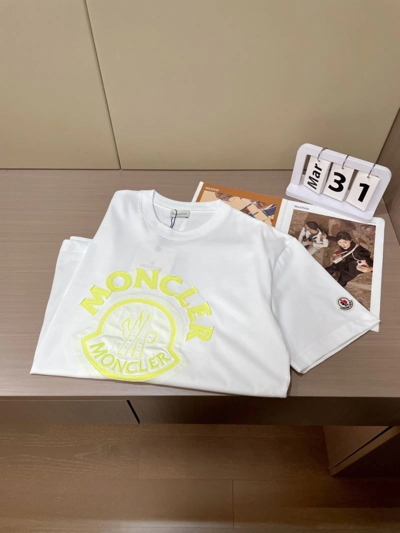 Factory-made Moncler T-Shirts