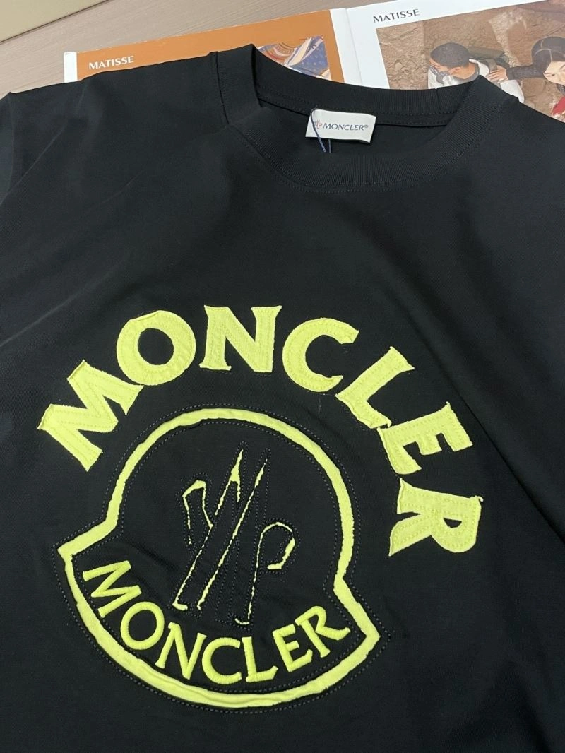 Factory-made Moncler T-Shirts
