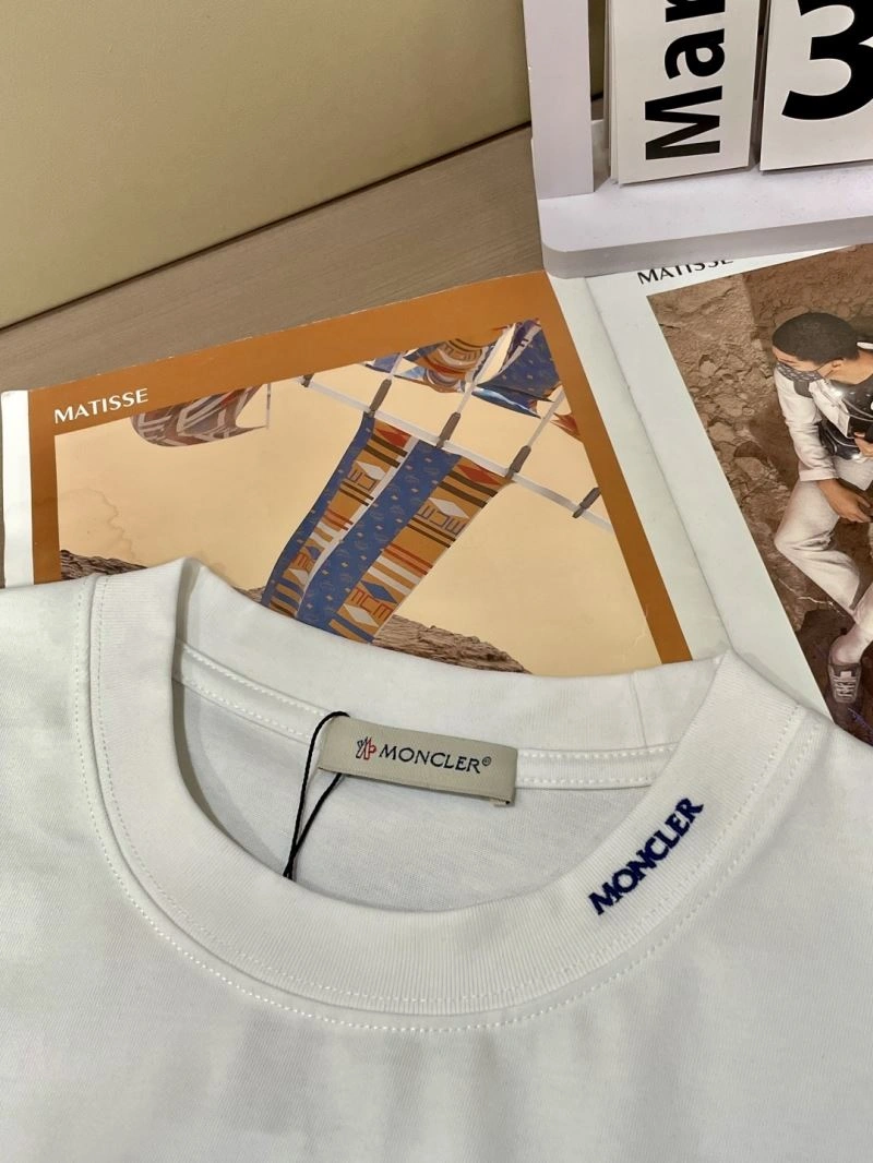 Brand-authenticated Moncler T-Shirts