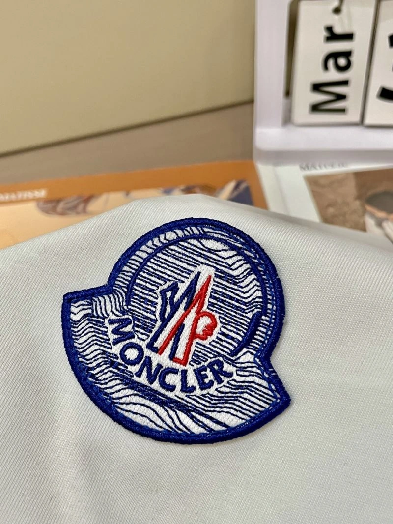 Brand-authenticated Moncler T-Shirts