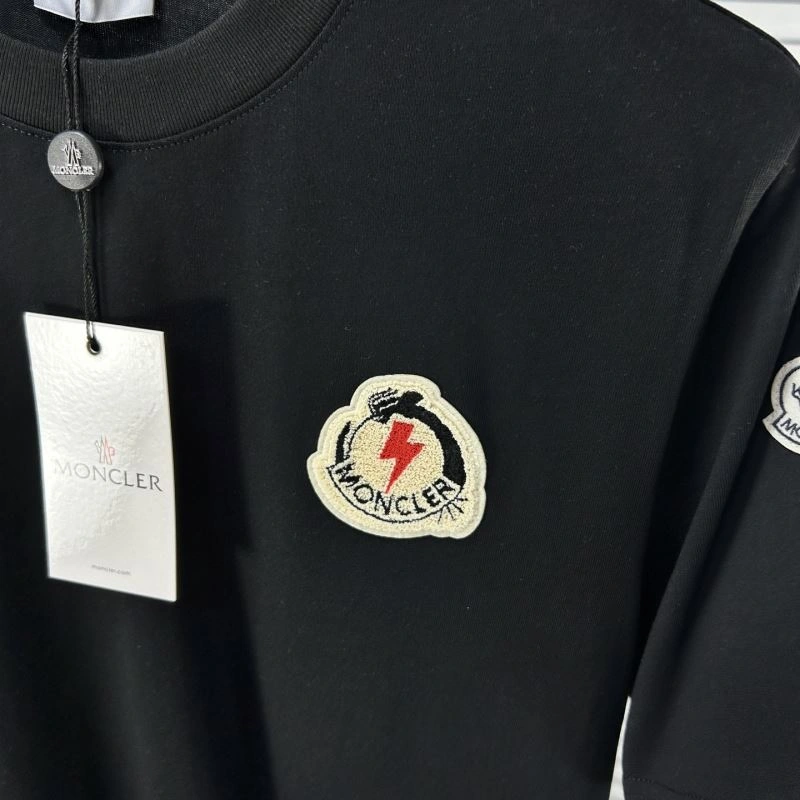 Bargain Moncler T-Shirts