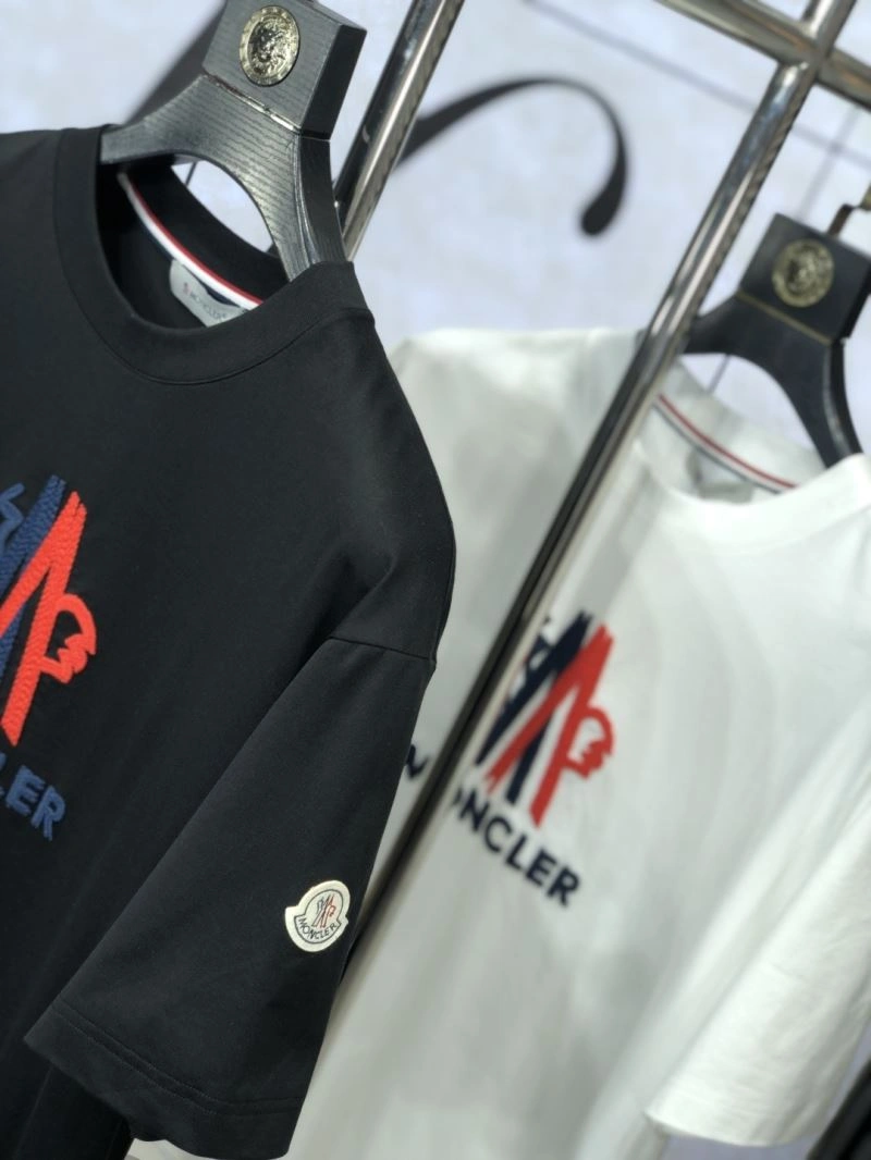 Top match Moncler T-Shirts