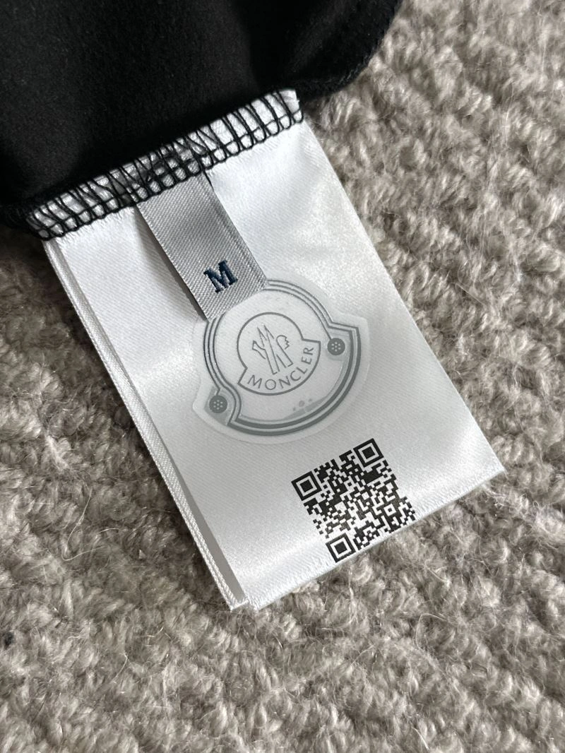Exact replica Moncler T-Shirts