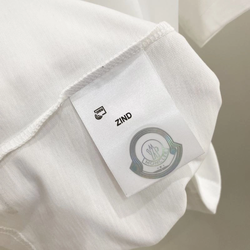 Perfect replica Moncler T-Shirts