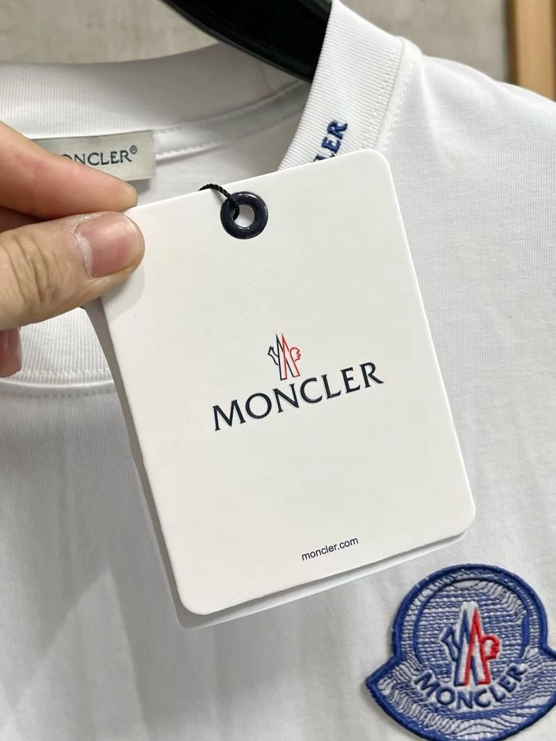 Economical Moncler T-Shirts