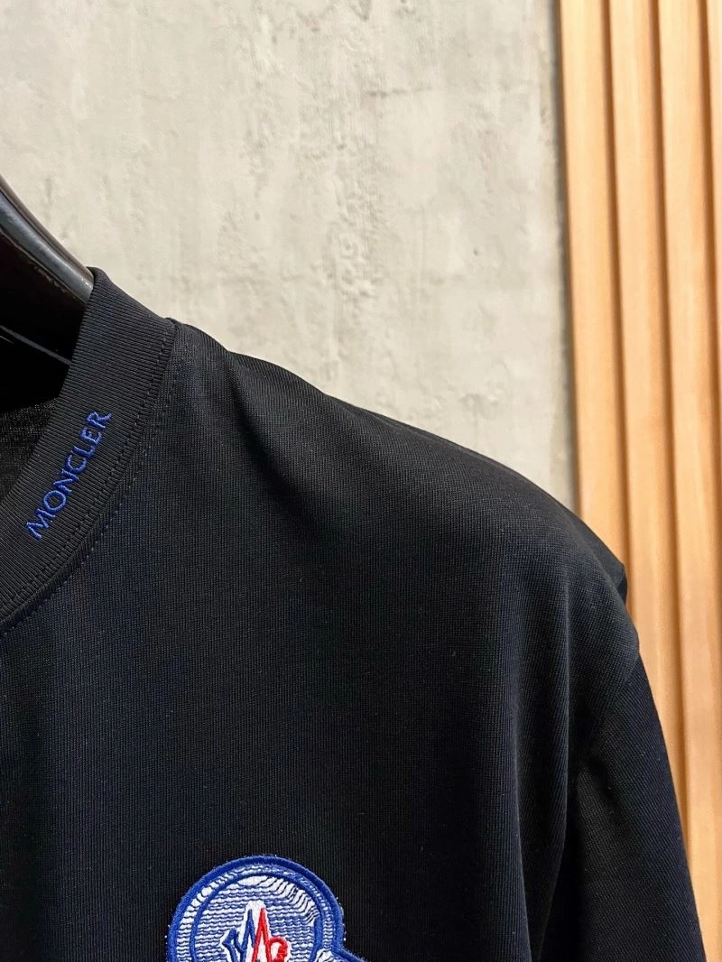 Bargain Moncler T-Shirts