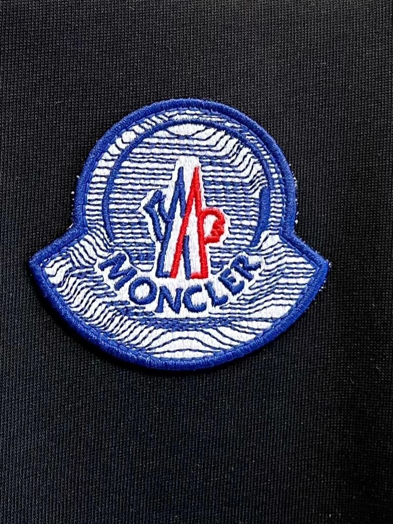 Bargain Moncler T-Shirts