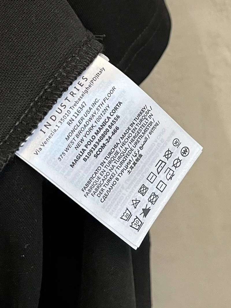 Bargain Moncler T-Shirts