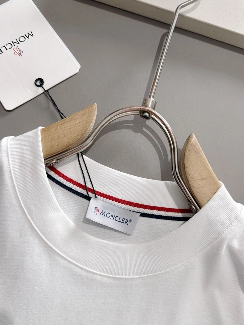 High fidelity Moncler T-Shirts