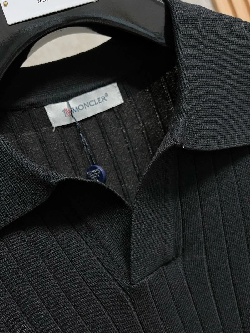 Top mirror Moncler T-Shirts