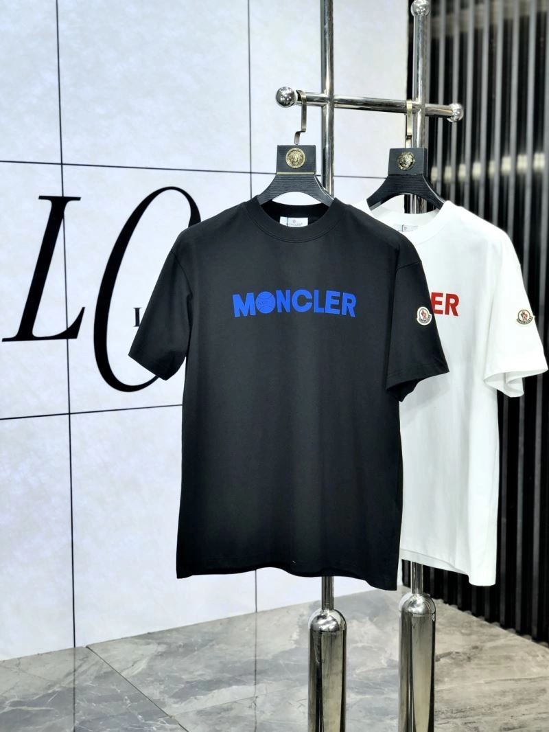 Bargain Moncler T-Shirts
