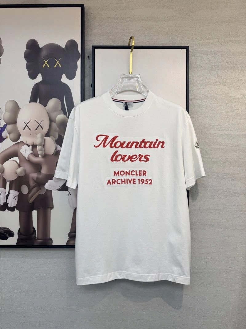 Cut-rate Moncler T-Shirts