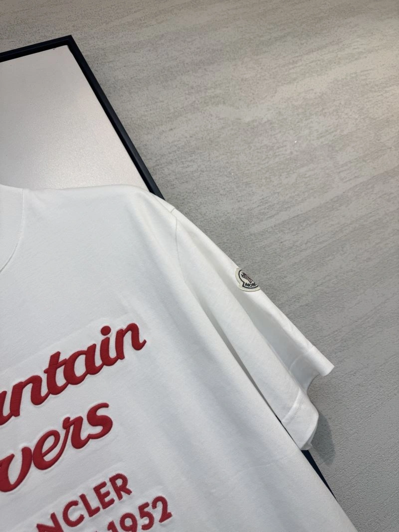 Cut-rate Moncler T-Shirts