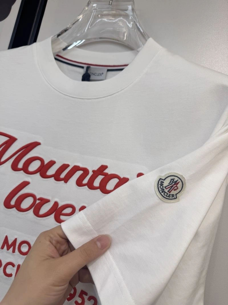 Cut-rate Moncler T-Shirts