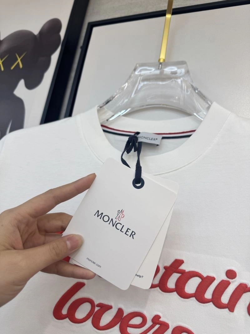 Cut-rate Moncler T-Shirts