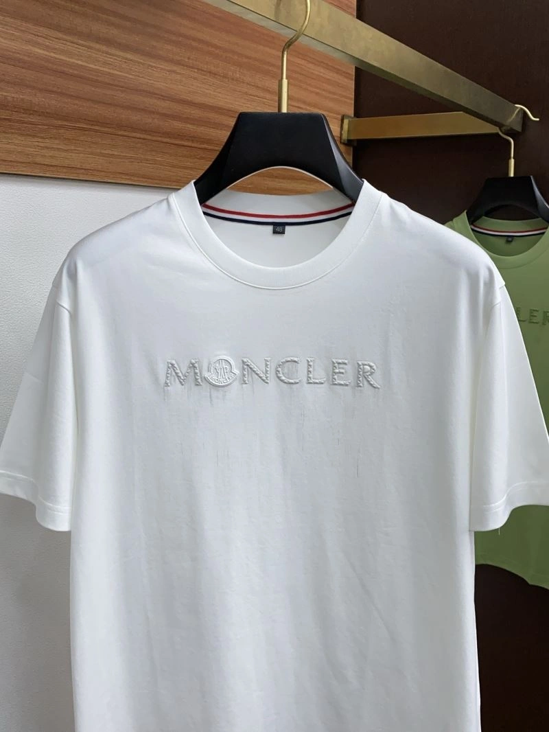 Inexpensive Moncler T-Shirts