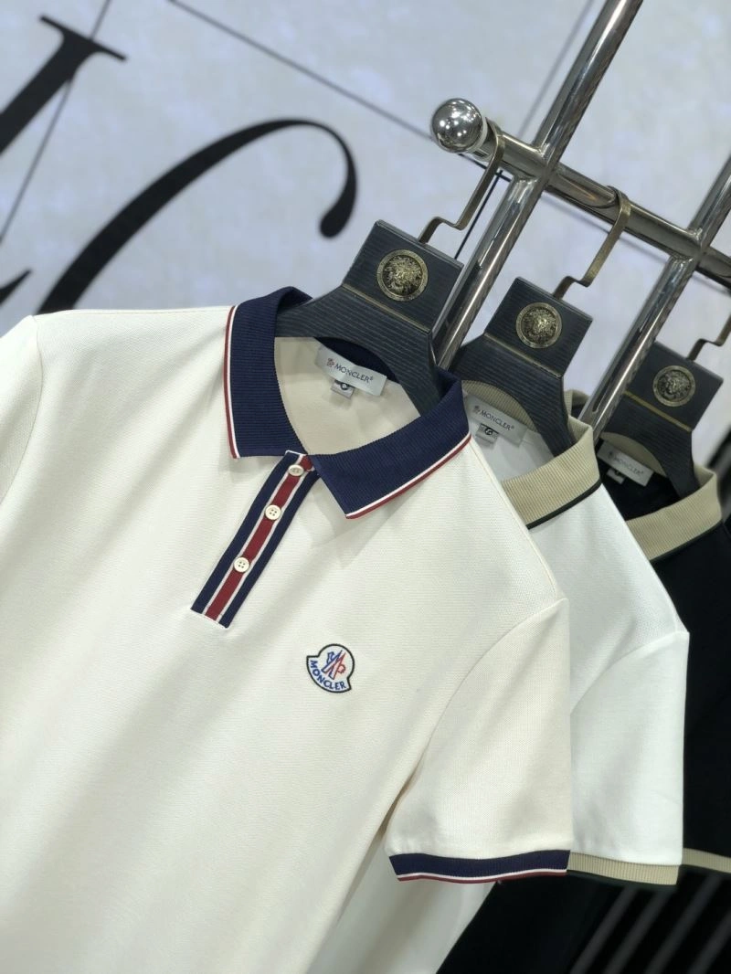Bargain Moncler T-Shirts
