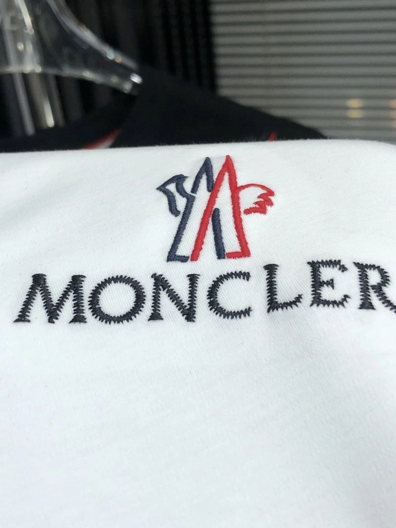 Inexpensive Moncler T-Shirts