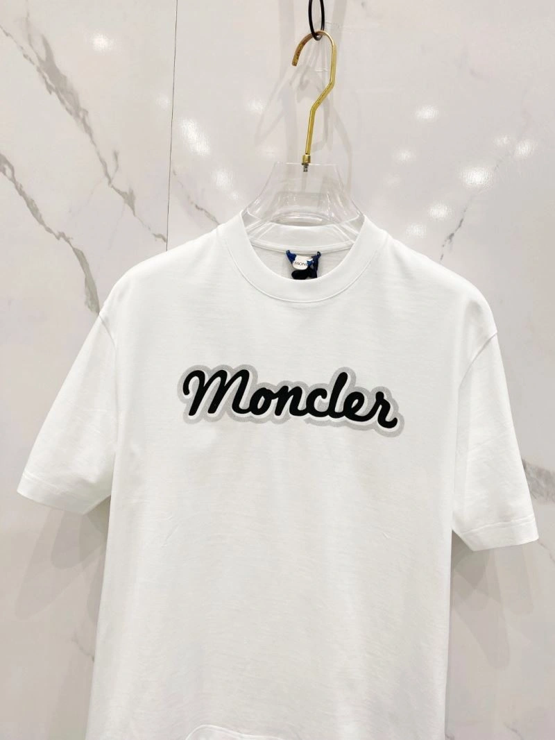 Inexpensive Moncler T-Shirts