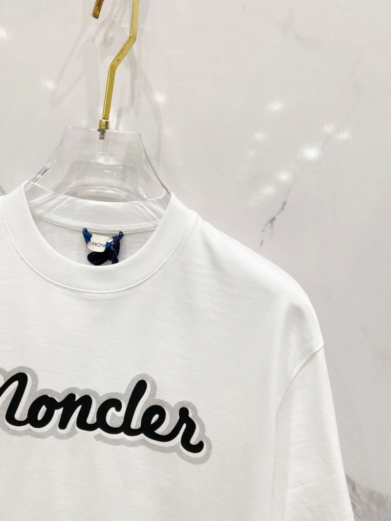 Inexpensive Moncler T-Shirts