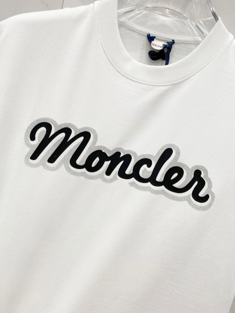 Inexpensive Moncler T-Shirts