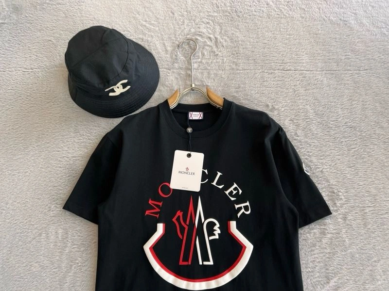 Brand-authenticated Moncler T-Shirts