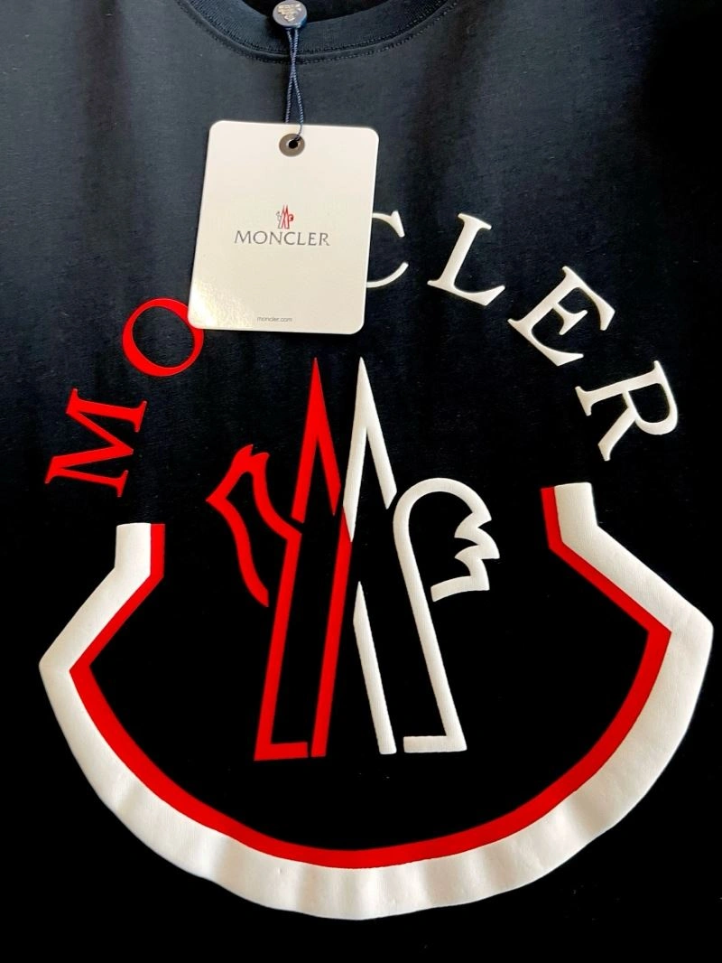 Brand-authenticated Moncler T-Shirts