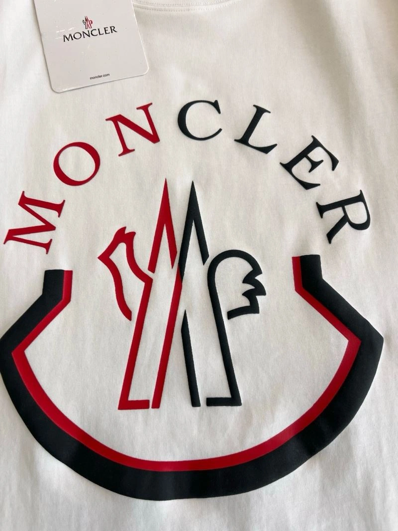 Cut-rate Moncler T-Shirts