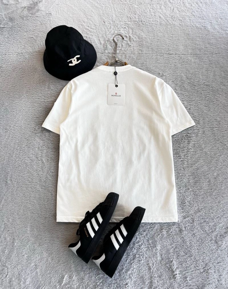 Cut-rate Moncler T-Shirts