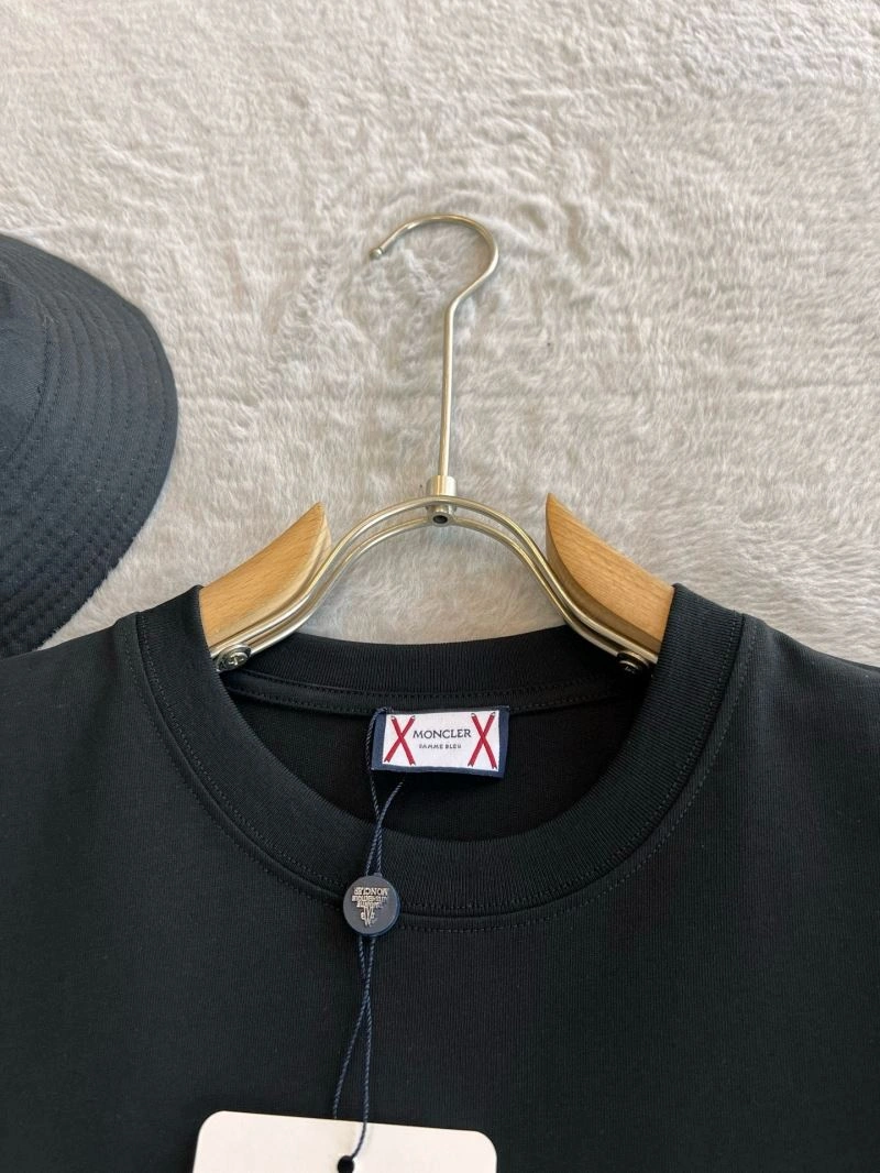 Factory-made Moncler T-Shirts