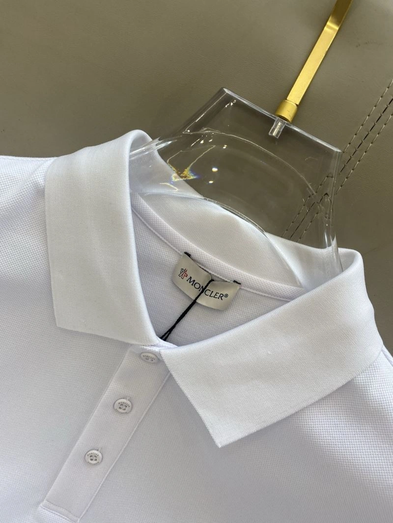 Low-cost Moncler T-Shirts