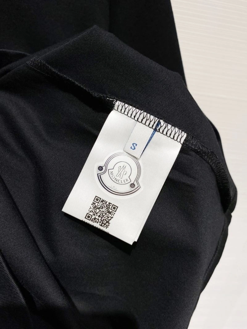 High fidelity Moncler T-Shirts