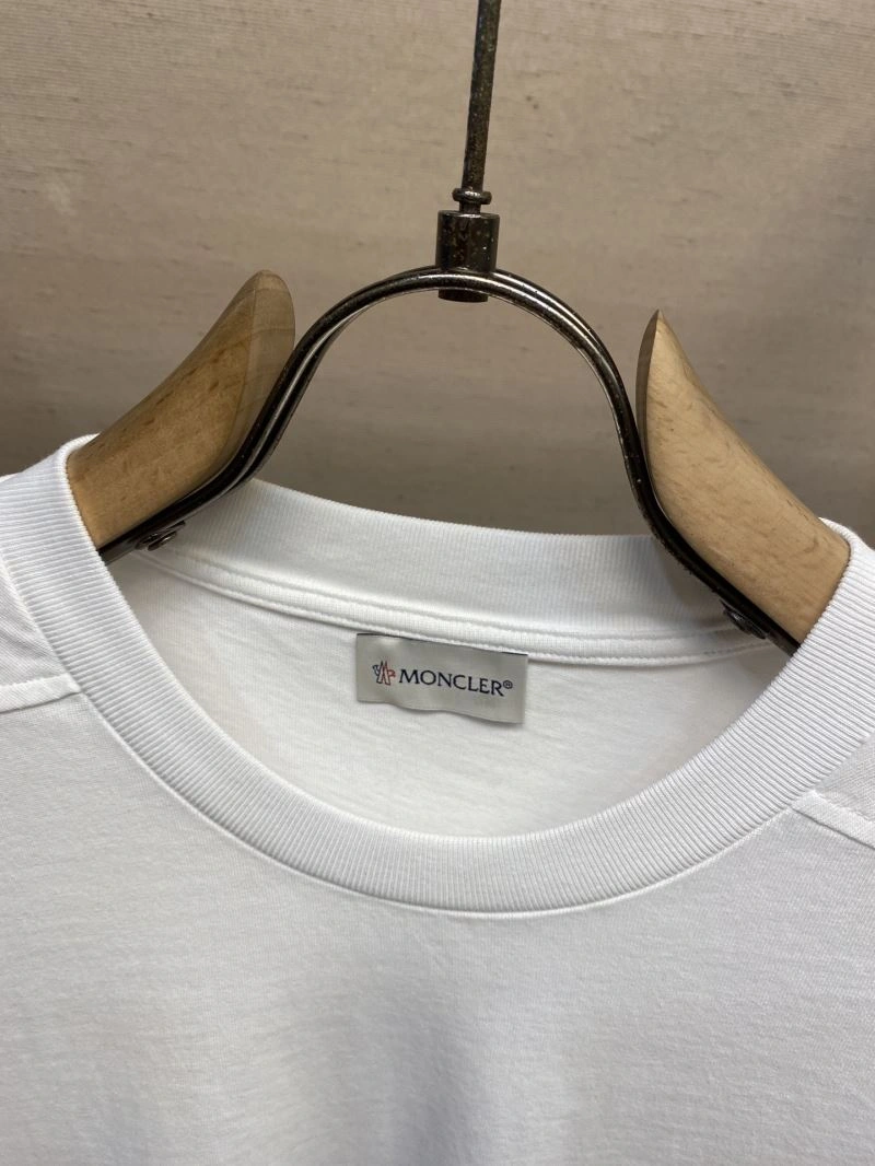Brand-authenticated Moncler T-Shirts