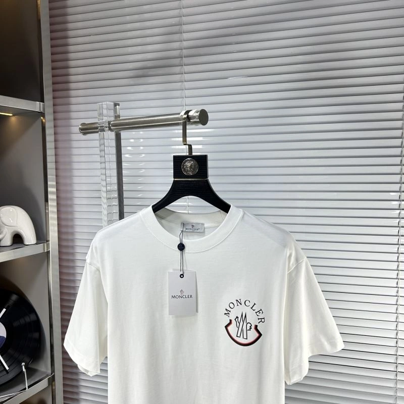 Top mirror Moncler T-Shirts