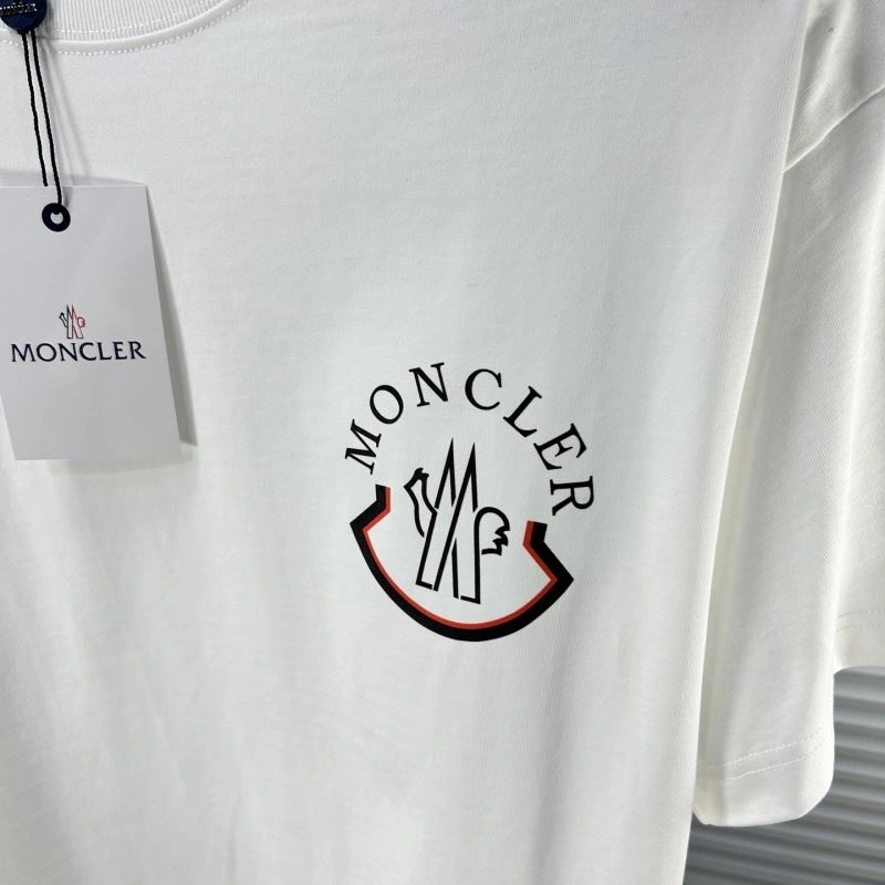 Top mirror Moncler T-Shirts